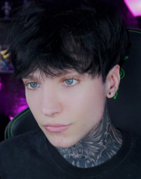 Cry en Perú: Streamer español causó furor en centro comercial