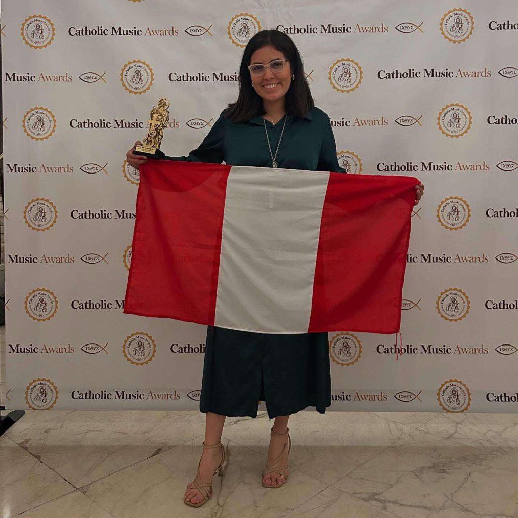 Nathali Paredes: ¿quién es la peruana ganadora del Catholic Music ...
